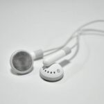 The Evolution of Headphones - FoundersOF